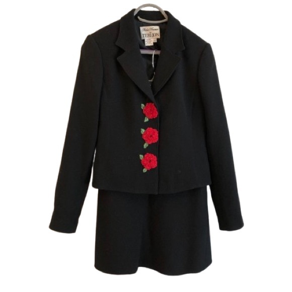 Rickie Freeman for Teri Jon | Skirts | Vintage Teri Jon Suit With Red ...